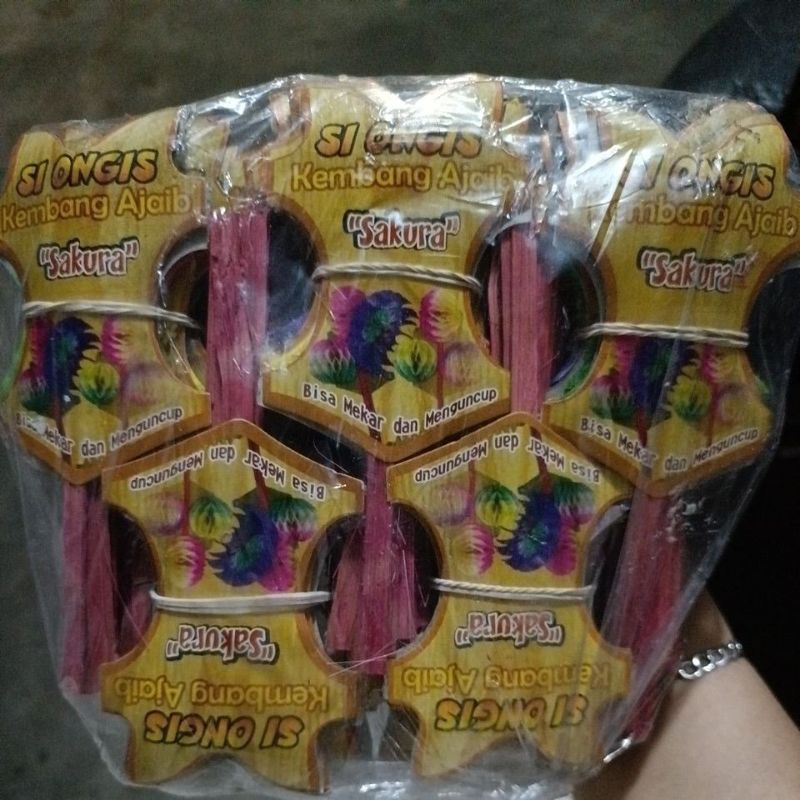 Si Ongis Large Fan / Sakura Magic Flower contains 50 Pcs | Shopee Malaysia