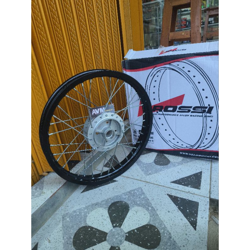 Honda grand grend rossi rims, rear drum set, supra Legend rims, rossi ...