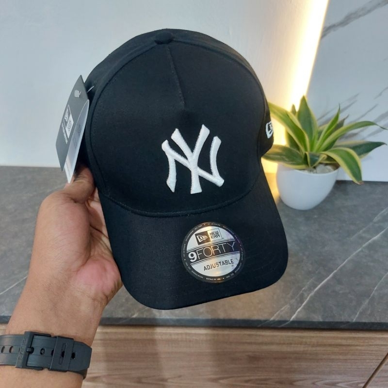 PUTIH HITAM 9forty NY baseball cap/caps - black with white logo - with ...