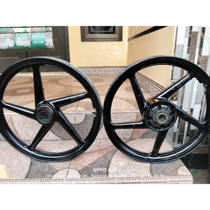 Original SECOND ENKEI SUZUKI SMASH SHOGUN FRONT REAR RACING WHEELS ...