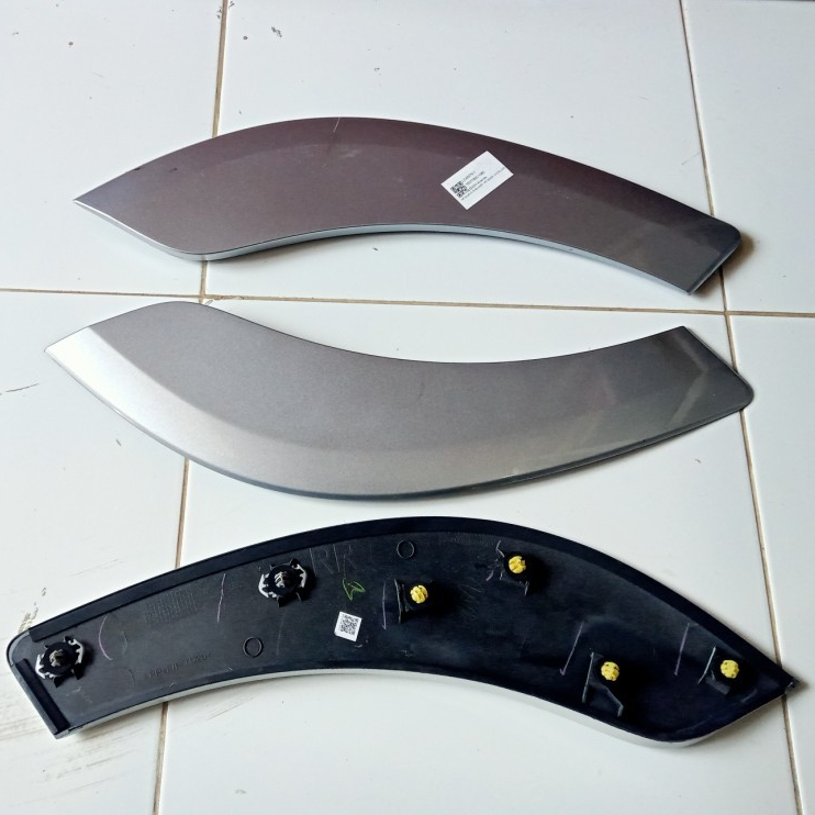 Original Toyota Avanza VELOZ 2022 Rear FENDER and Above | Shopee Malaysia