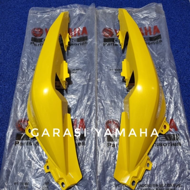 Rear body xmax Yellow original yamaha body xmax cover body xmax Side ...