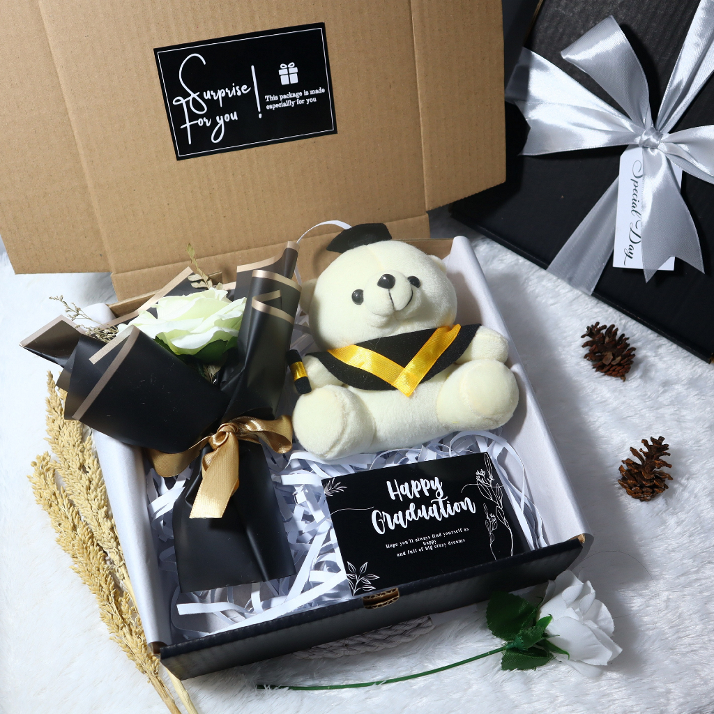 Graduation Hampers / Boy Girl Graduation Bouquet Doll / Teddy Bear ...