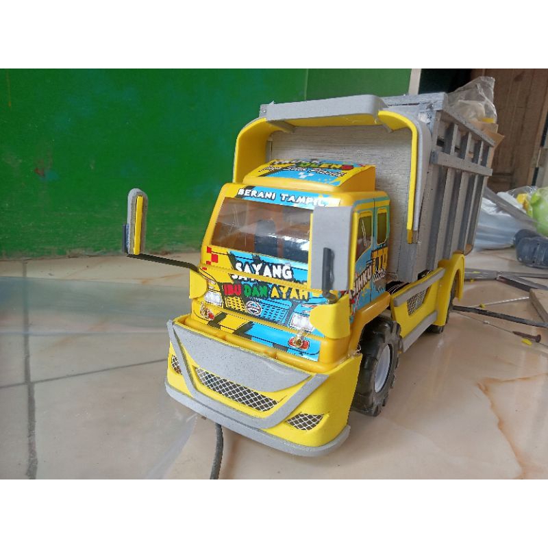 Miniature Modified Truck | Shopee Malaysia