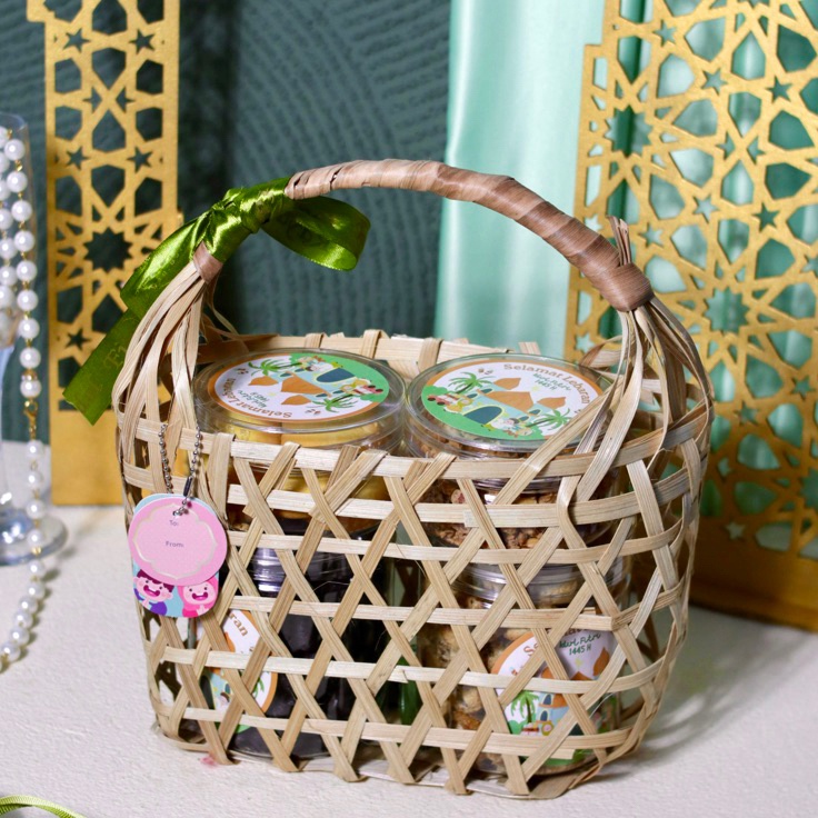 Big BYFORYA HAMPERS Cake LEBARAN Fasting IDUL FITRI MARHABAN YA ...