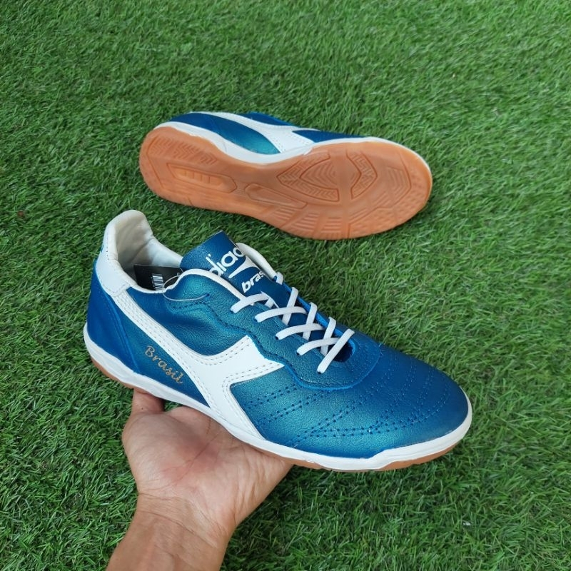 Full LEATHER futsal shoes | Shopee Malaysia