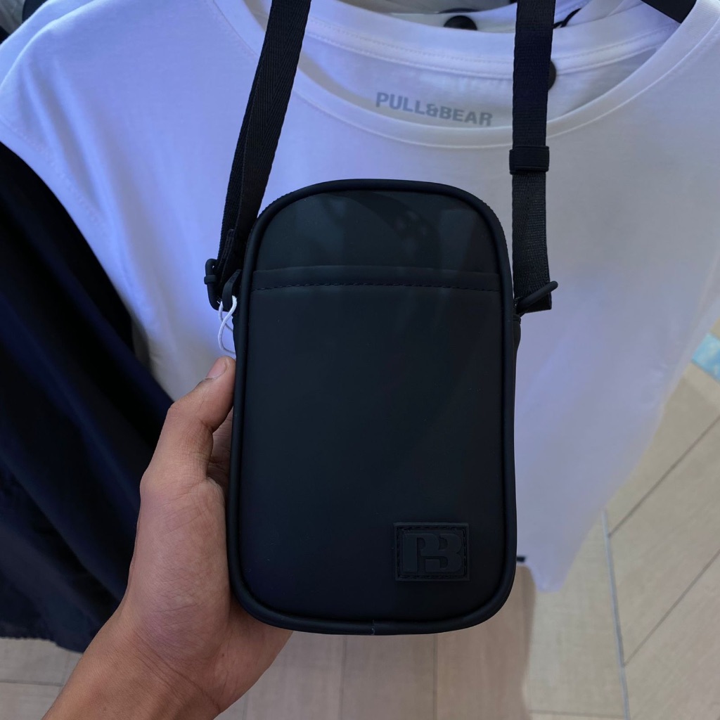 Order Pull&bear Hp Bag (Man) | Shopee Malaysia