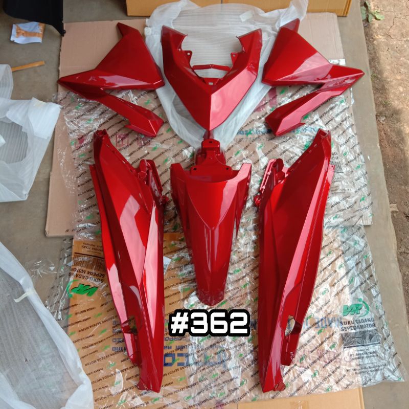 MERAH Honda VARIO 125 150 LED LAMA 2015 2017 Maroon color, fender panel ...