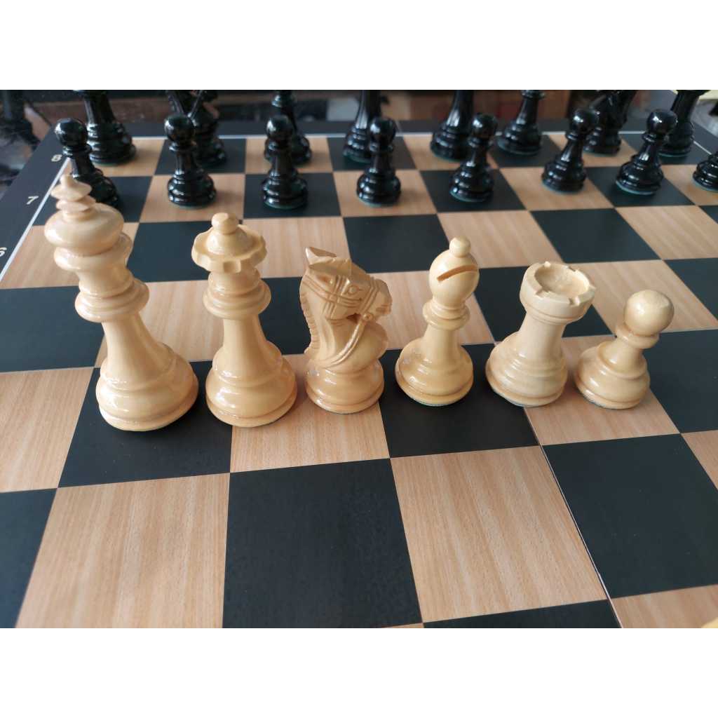 KAYU Horse Wooden Chess Fruit Set Light Color Rope Wrightia Pubescens ...
