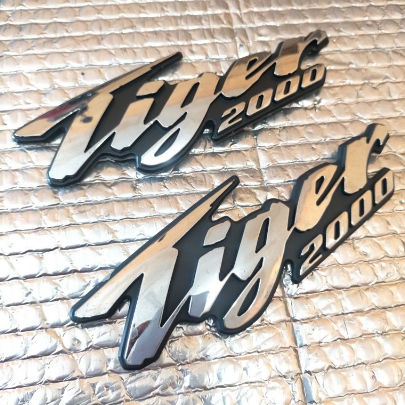 Tiger LOGO EMBLEM 2000 TANGKI TIGER LAWAS TIGER OLD TIGER TILAS ...