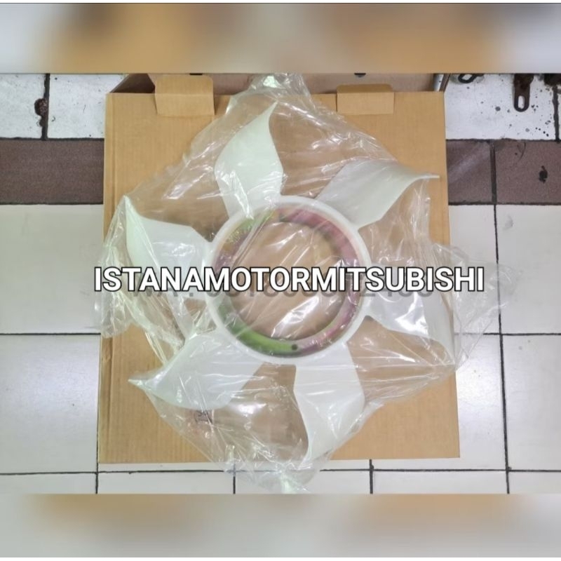 Mitsubishi Pajero Sport Triton All New Triton KL3 All New Pajero Sport ...