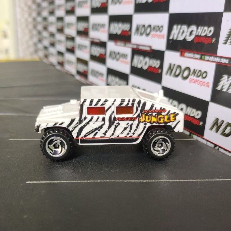 Hot Wheels Humvee White Zebra 2nd Loose Giftpack 1998 Off Road 4x4 ...