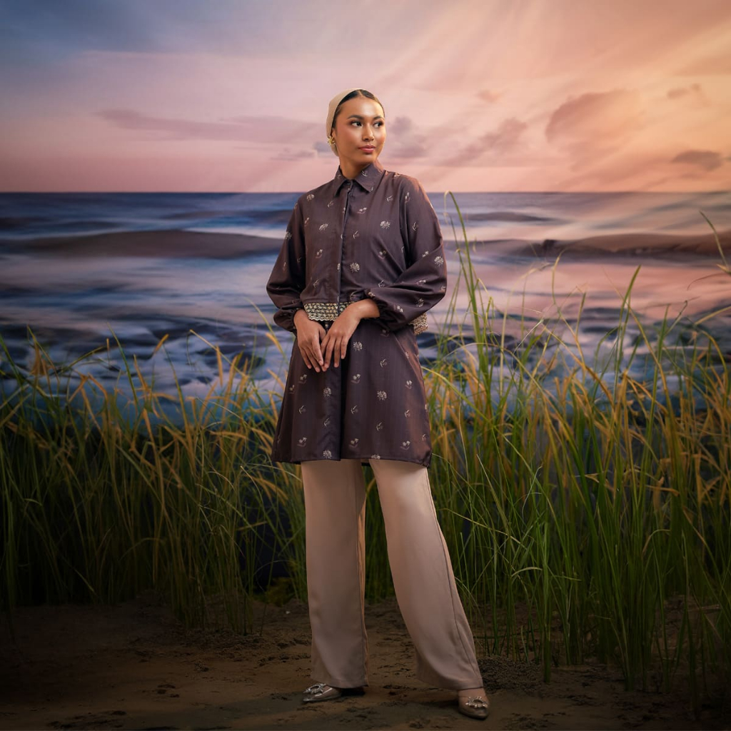 Zm Mecca - Kadena Tunic - Romance Of The Equator - Wijayakusuma Edition ...