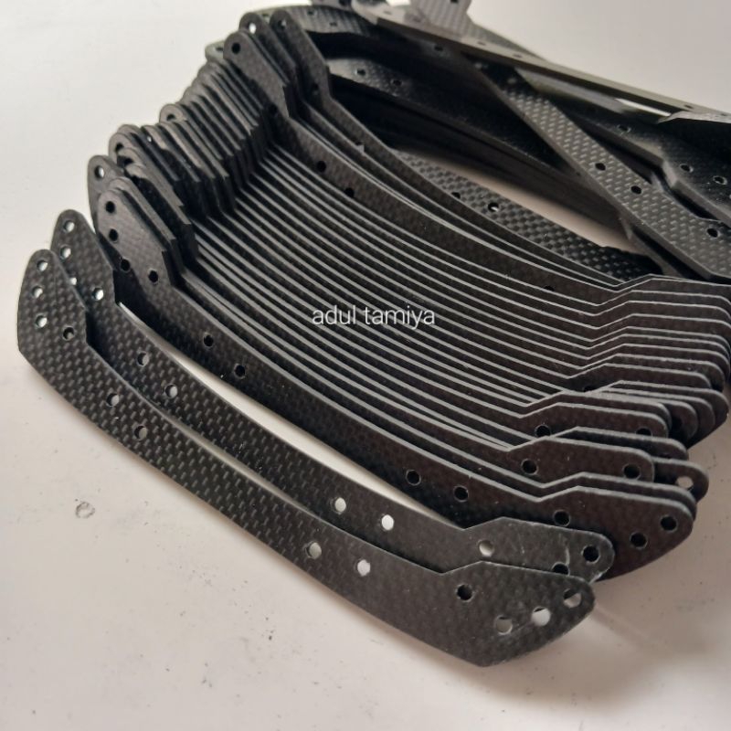 REP TAMIYA 95253 HG CARBON SHAPES THE FRONT STAY FOR FULLY COWLED ...
