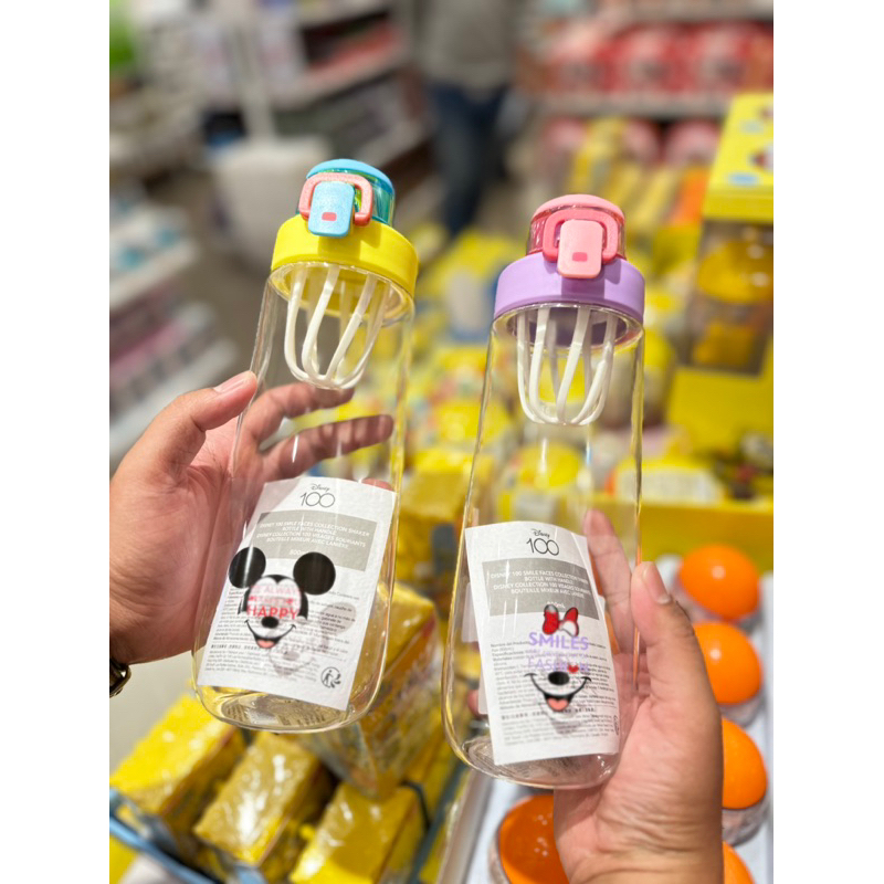 Miniso WATER BOTTLE SHAKER DRINKING BOTTLE WITH HANDLE MICKEY MINNIE ...
