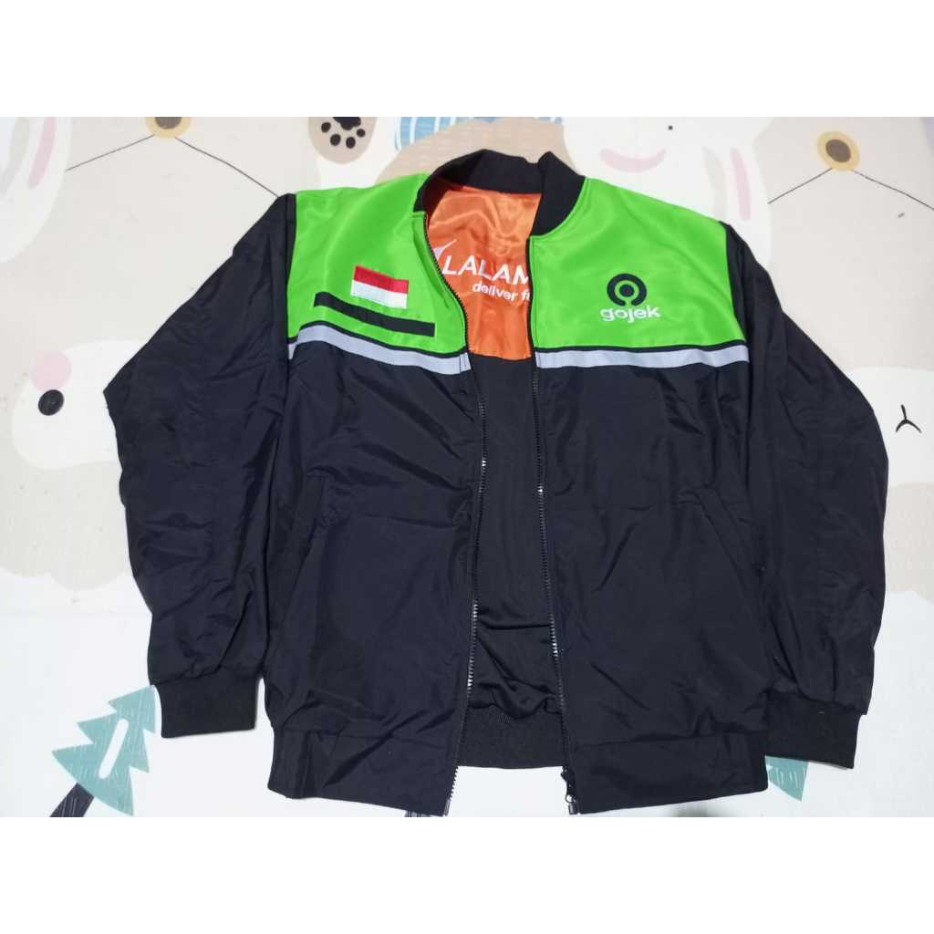 Lalamove Jacket Alternating GOJEK Chameleon Jacket GOJEK LALAMOVE ...
