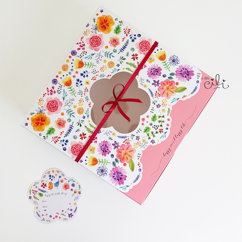 (BOX 25 x 25 x 10 cm FLOWER) Beautiful FLOWER motif lapis legit Sponge ...