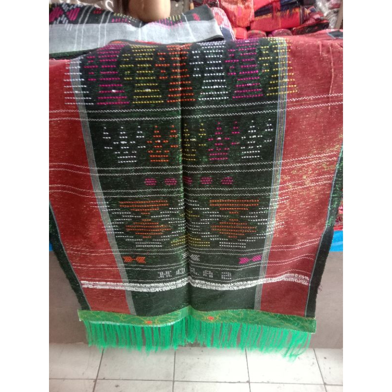 MERAH Ulos Sadum simata ulos Batak Toba yeasthotang simata 7 sides red ...