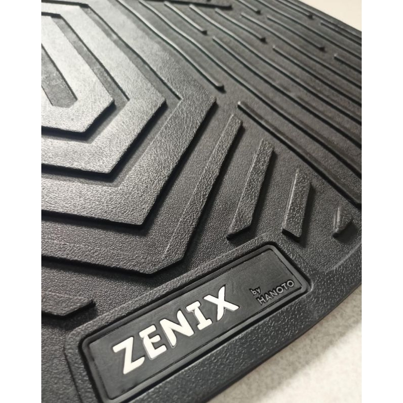 PUTIH Innova ZENIX Car Carpet FULL SET PREMIUM Rubber White LOGO ...