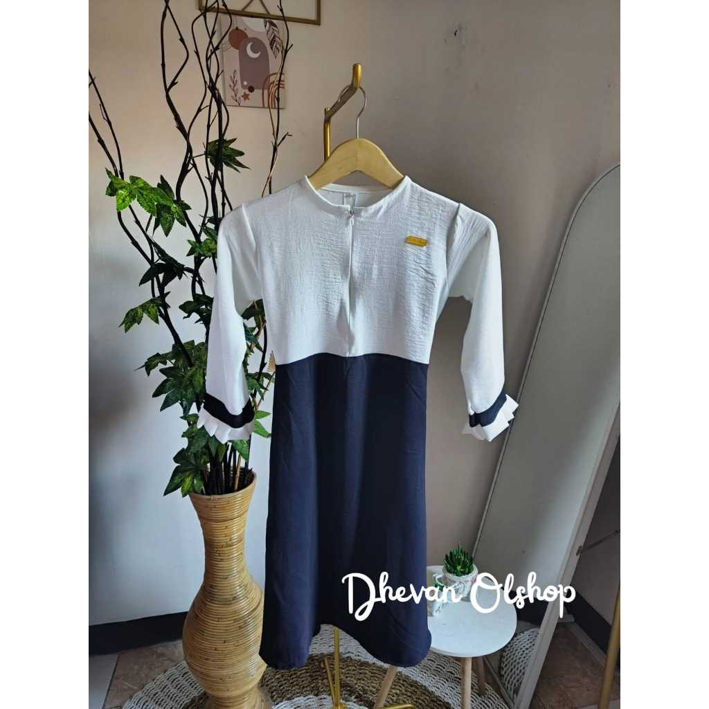 PUTIH HITAM Black and white crinkle airflow children's robe / uniform ...