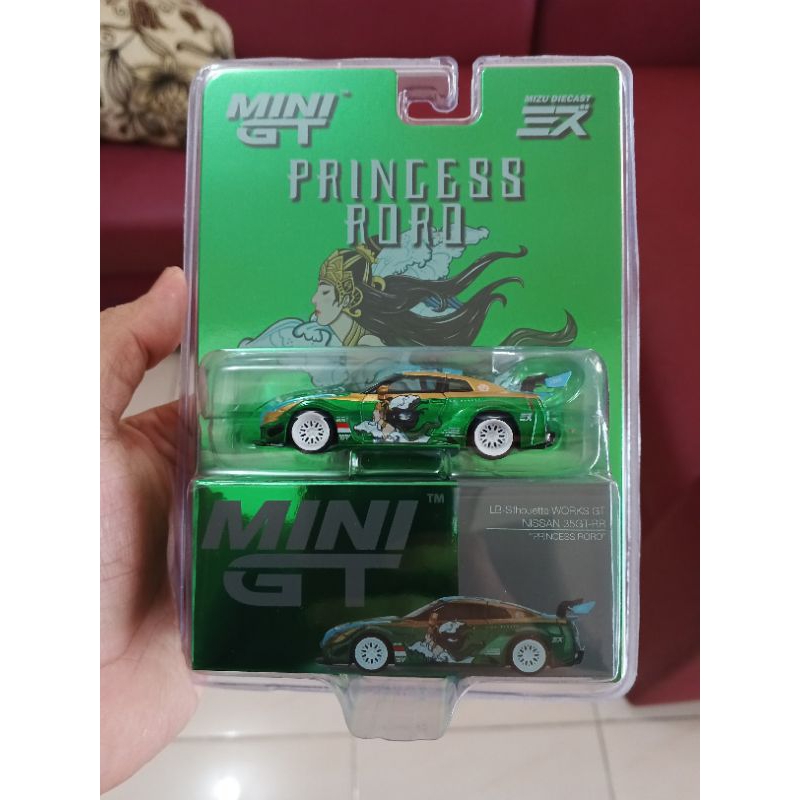 Mini GT x Mizu Diecast "LB Silhouette Works GT Nissan 35 GTRR (Princess ...