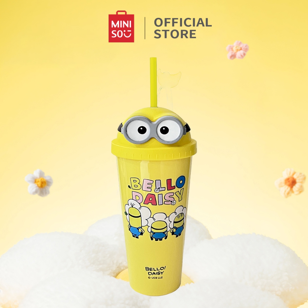 Miniso x Daisy Minions Collection Plastic Bottle with Straw Large ...
