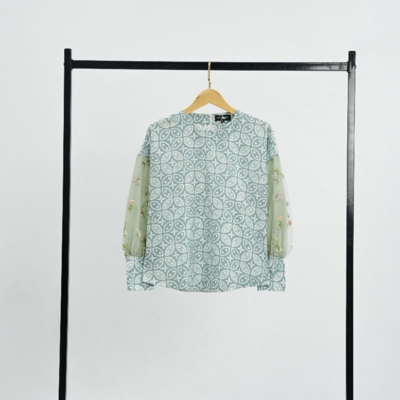 HIJAU Blouse B105 Green (Defect/Fabric Defect) | Shopee Malaysia