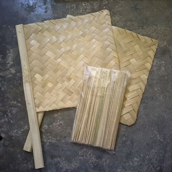 2pck fan / satay fan / bamboo fan 1 package. | Shopee Malaysia