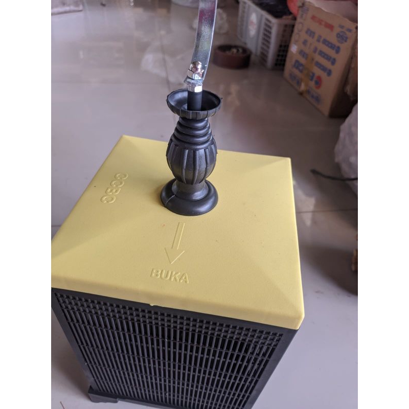 Cricket Cage Plastic Cage Container Box For Cricket Caterpillar ...