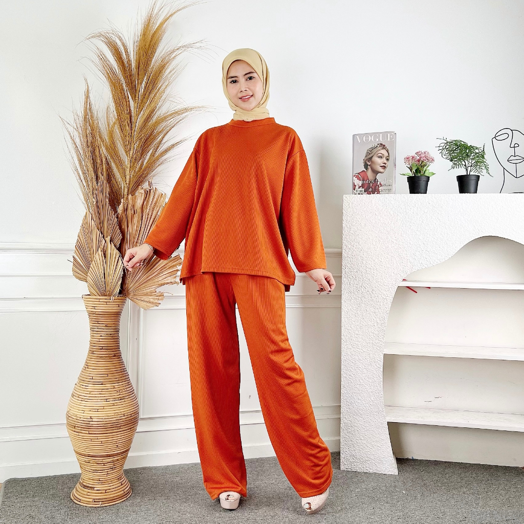 Afi - EC - Zoora April Knit Set | Shopee Malaysia