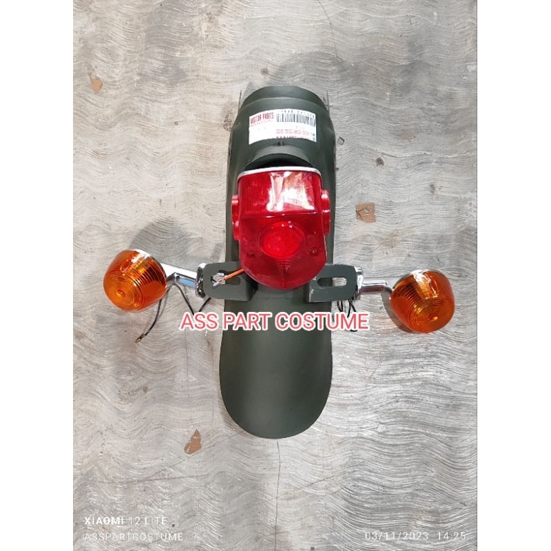 Ready again!! The C70 three star fender-Honda C70 rear fender is thick ...