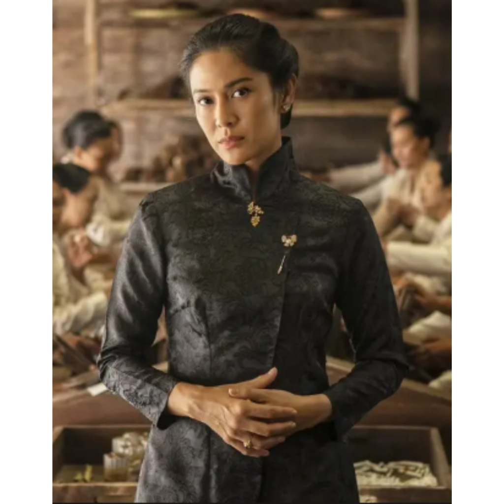 Kebaya Janggan Dian Sastro Kretek Girl Kebaya Suit Jeng Yah Traditional ...