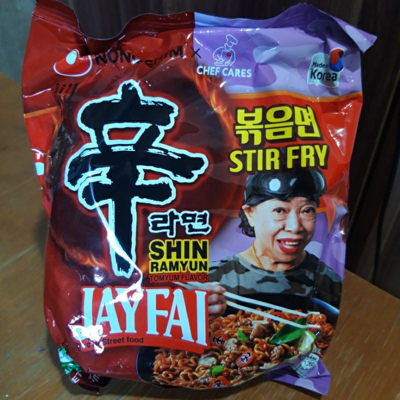 Jayfai x Nongshim Shin Ramyun Jay Fai Instant Noodle Lisa Tom Yum ...