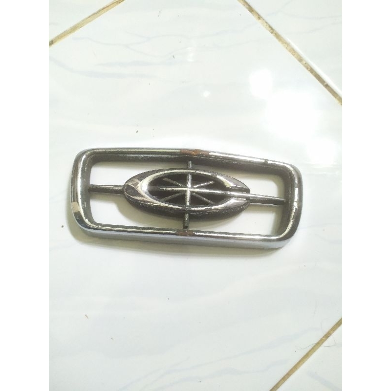 Toyota Corona Grill emblem logo | Shopee Malaysia
