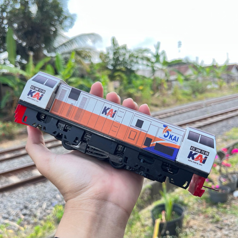 MESIN Miniature Train Locomotive cc206 FULL Acrylic Machine Can Walk ...