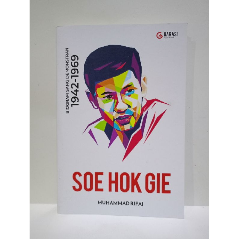 Original Biography Book - Soe Hok Gie: Biography Of The Demonstrant 1942-1969 | Shopee Malaysia
