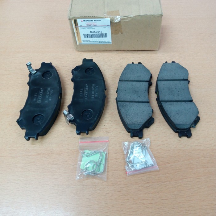 Brake Pad Front Brake Pads Original Genuine Mitsubishi Xpander Ultimate GLS Sport Exceed ...