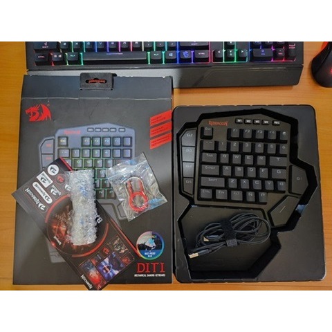 Redragon K585RGB Mini Mechanical Gaming Keypad & USB Hub RGB DITI ...