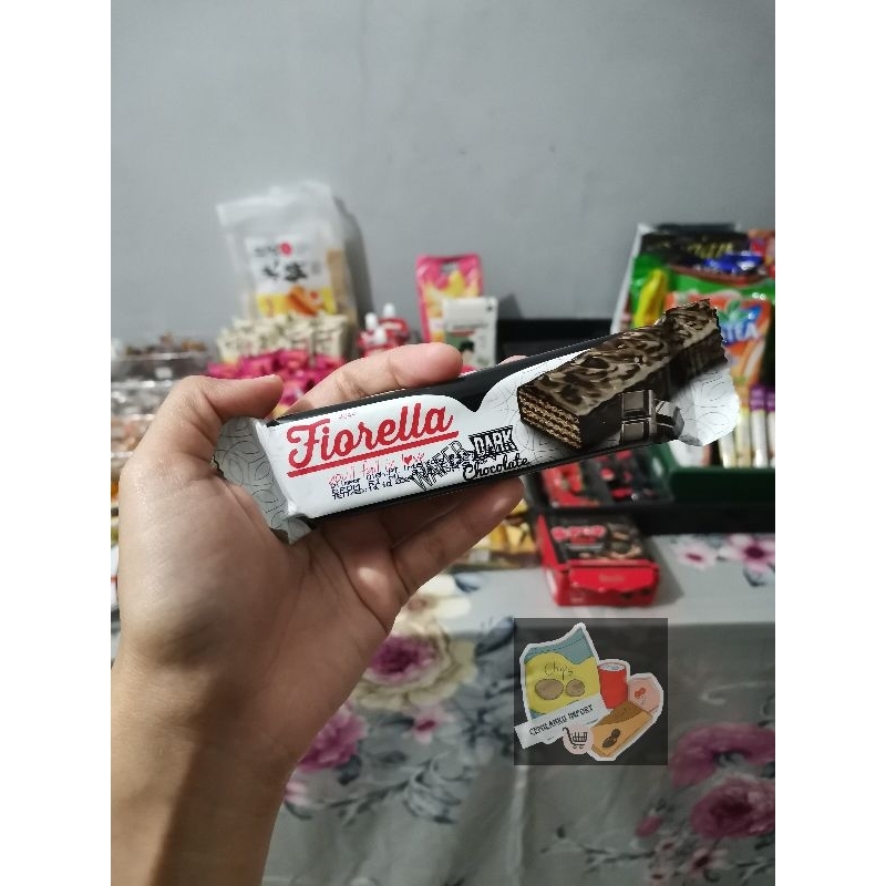 (HALAL) Fiorella Chocolate Wafer All Variants | Shopee Malaysia