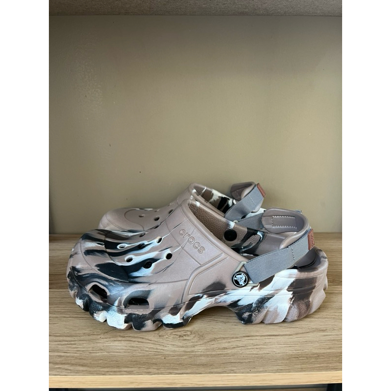 Crocs MARBLE men's sandals - FREE JIBBITZ | Shopee Malaysia