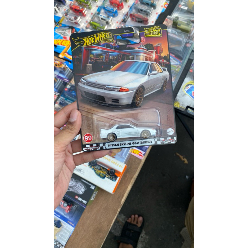 Hot WHEELS R32 PREMIUM GODZILLA | Shopee Malaysia