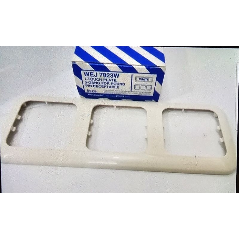 Panasonic WIDE SERIES TRIPEL FRAME WEJ7823W | Shopee Malaysia