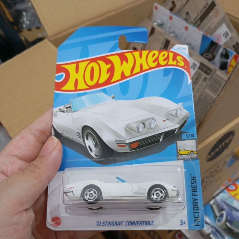 PUTIH Hot Wheels 72 Stingray Convertible White Lot D 2024 Original ...