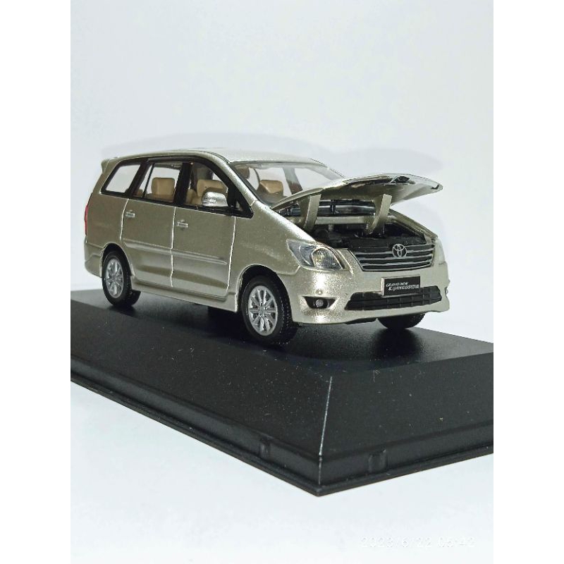 Diecast 1/43 AUTO 2000 TOYOTA KIJANG INNOVA CAR MINIATURE | Shopee Malaysia