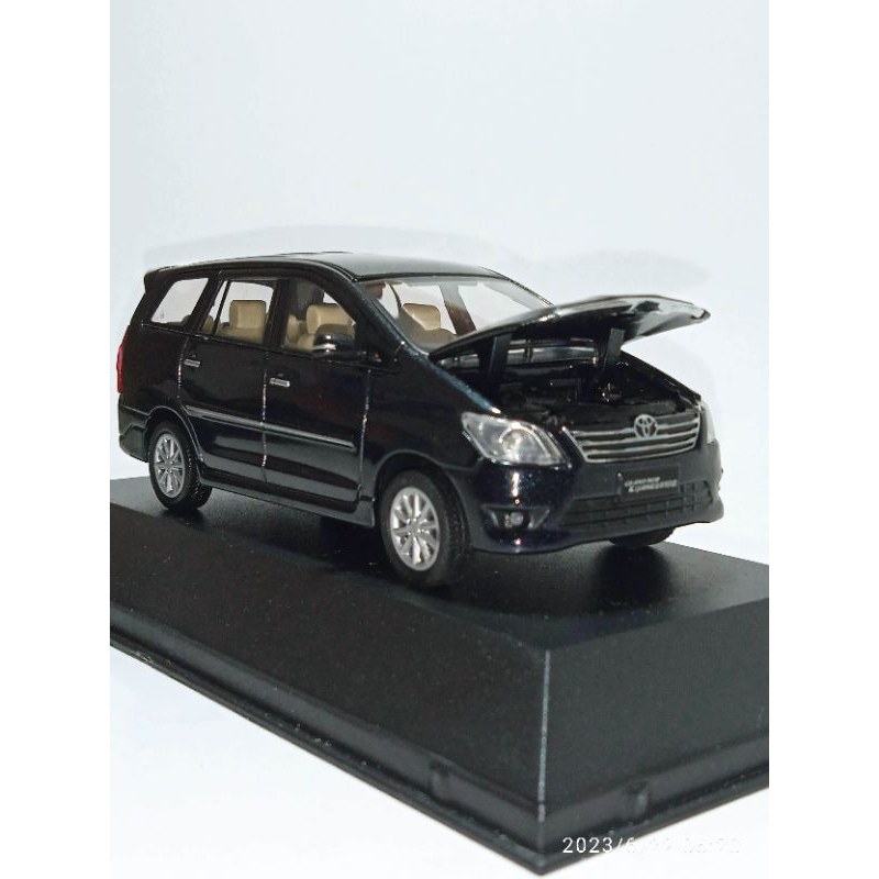 HITAM Diecast SCALE 1/43 AUTO 2000 TOYOTA KIJANG INNOVA CAR MINIATURE ...