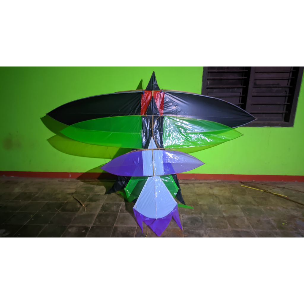 Garuda kite sintokan Simple bird kite only frame. Ready size 1 meter, 2 ...
