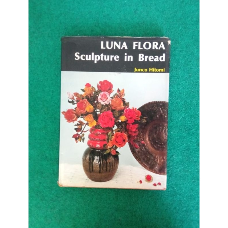 Luna Flora: Sculpture in Bread by Junco Hitomi [Flower Arranging Art ...