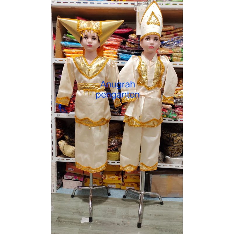 Padang Traditional minang Traditional Clothes A Pair Of New Colors ...