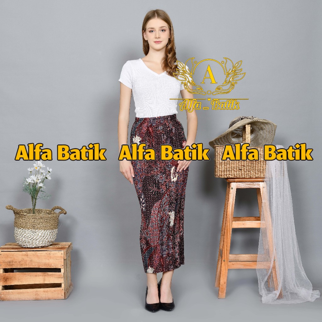 Plisket Batik Skirt Under Kebaya Available in Various Motifs, All Sizes ...