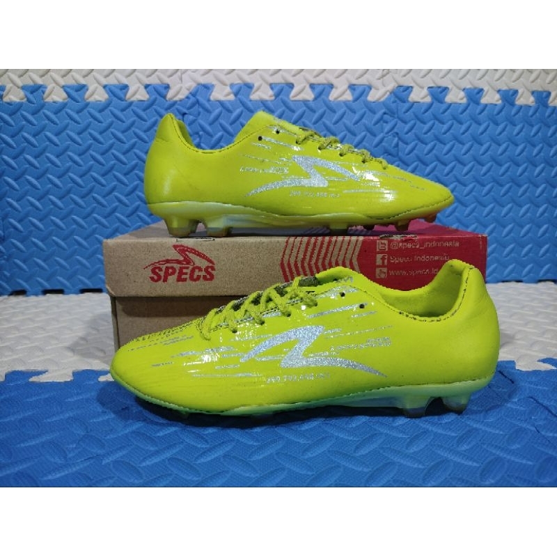Soccer Shoes Specs Accelerator Lightspeed Reborn Metacrush Pack FG ...